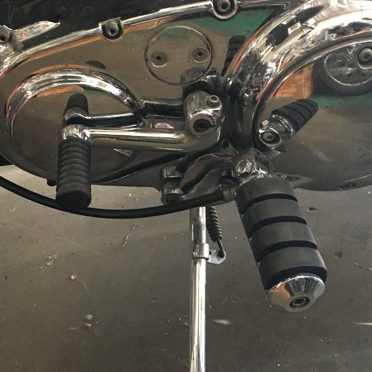 Factory Stock Style Mid Control Kits for Harley Davidson Sportster ...